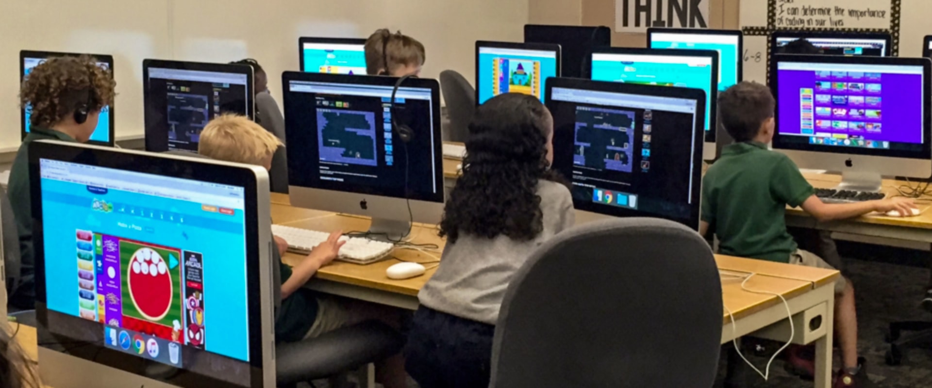 Inspiring Computer Science Teaching Materials